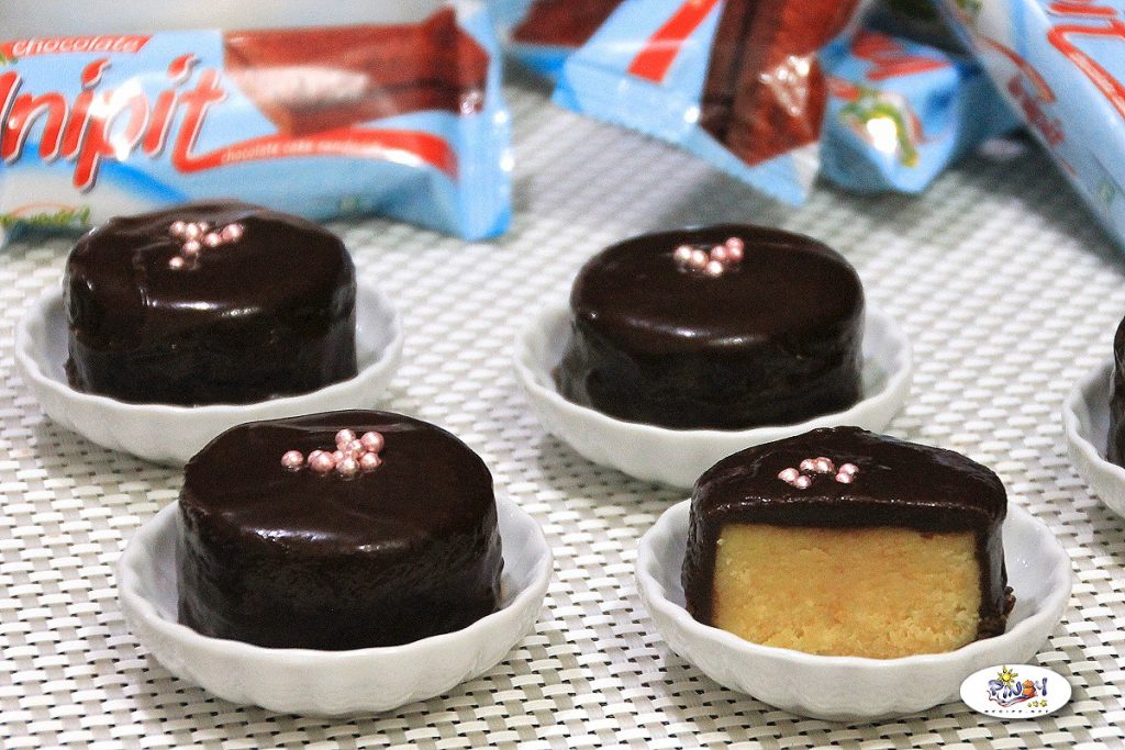 Easy Petit Fours Recipe using Lemon Square Inipit